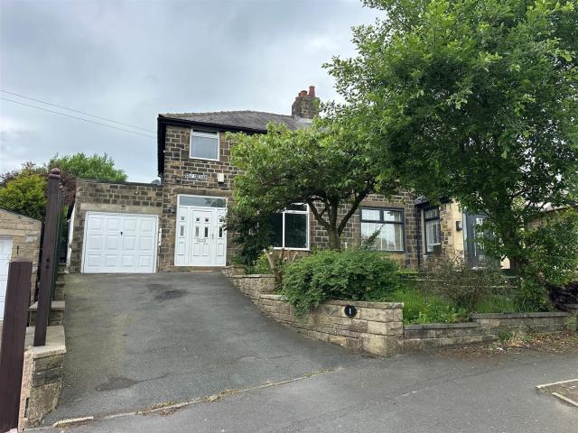3 Bedroom Property For Rent Golf Crescent, Halifax