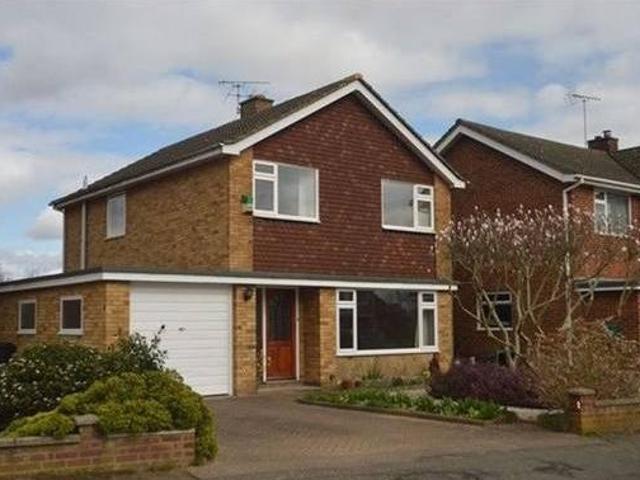 3 bedroom property for rent in Chiswell Green St Albans AL2