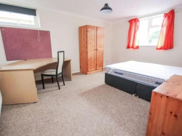 3 bedroom property for rent in Alma Road, Bournemouth, BH9