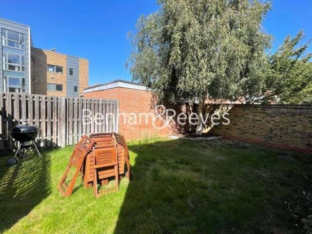 3 bedroom property for rent in Bagleys Lane, London, SW6