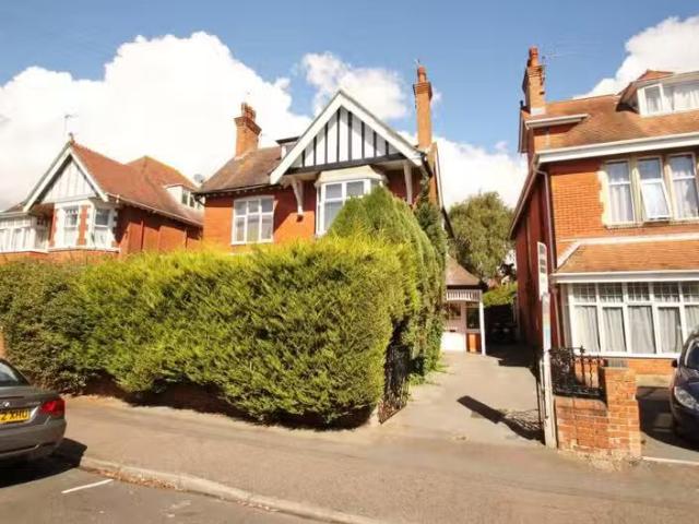 3 bedroom property for rent in Bryanstone Road, Bournemouth, BH3