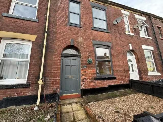 3 bedroom property for rent in Garston Street, Bury, BL9