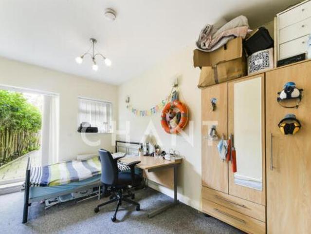 3 Bedroom Property For Rent In London