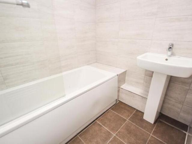 3 bedroom property for rent in Stirling Road, Bournemouth, BH3