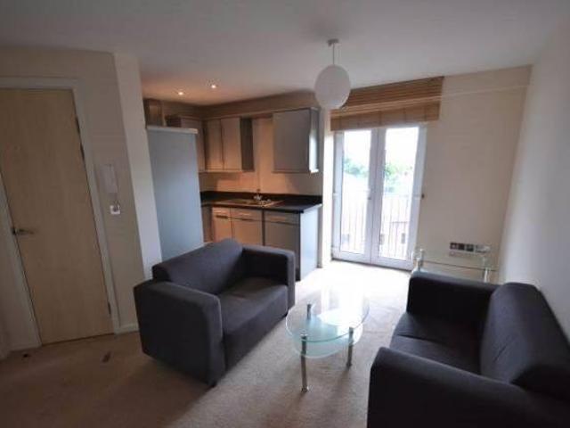 3 bedroom property for rent in Rialto NE1