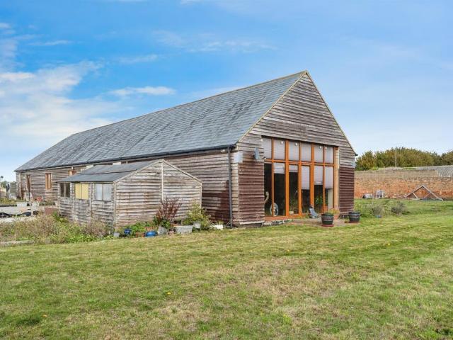 3 bedroom property for sale