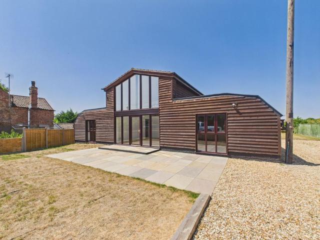3 bedroom property for sale