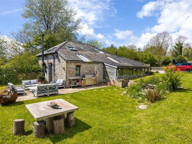 3 bedroom property for sale