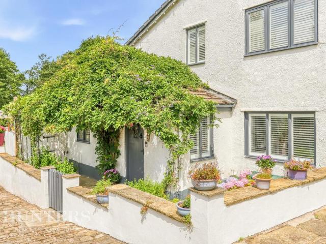 3 bedroom property for sale