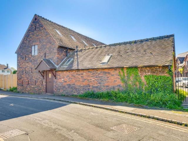 3 bedroom property for sale