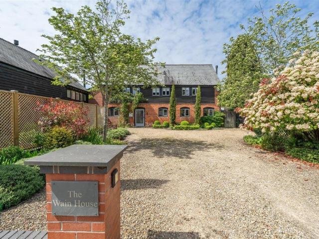 3 bedroom property for sale