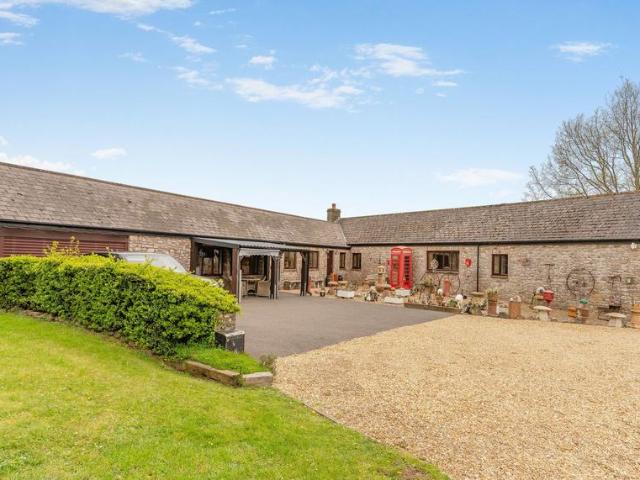 3 bedroom property for sale