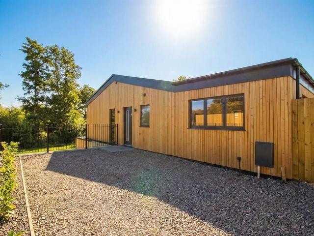 3 bedroom property for sale