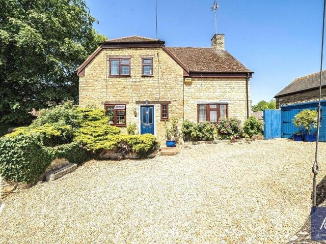 3 bedroom property for sale