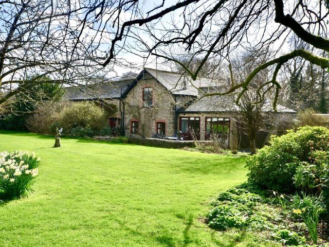 3 bedroom property for sale