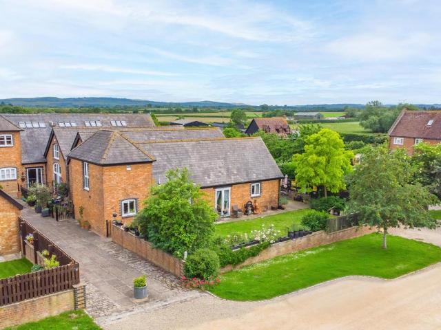 3 bedroom property for sale