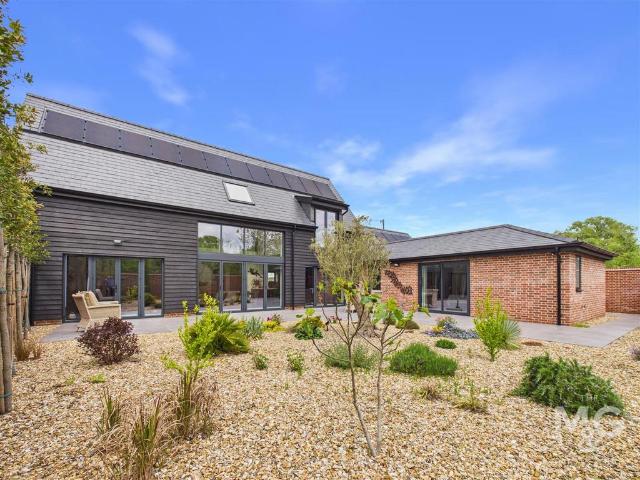 3 bedroom property for sale