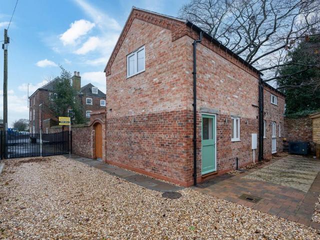 3 bedroom property for sale