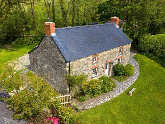 3 bedroom property for sale