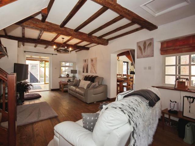 3 bedroom property for sale