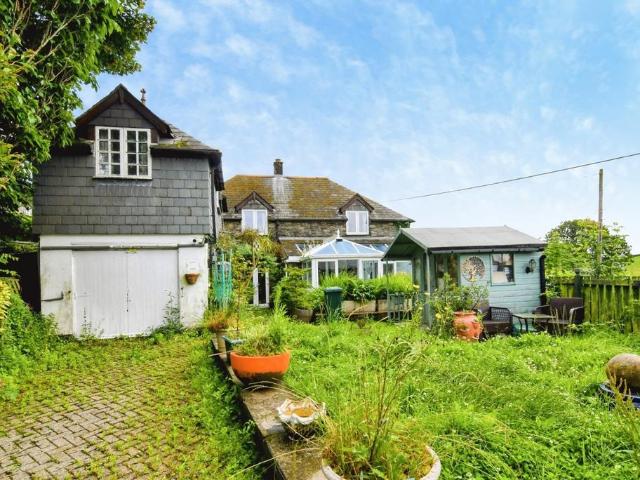 3 bedroom property for sale