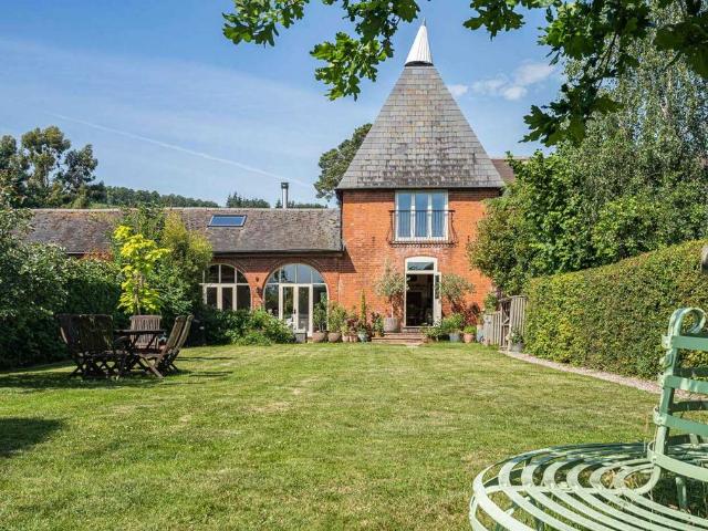 3 bedroom property for sale