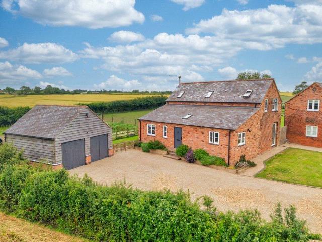 3 bedroom property for sale