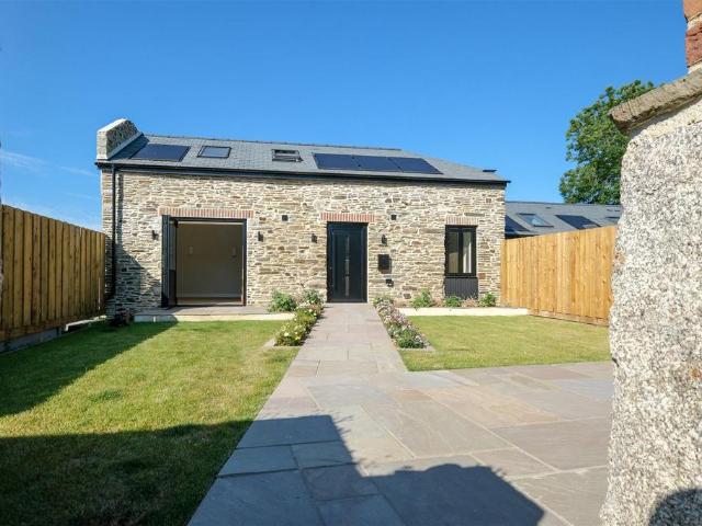 3 bedroom property for sale