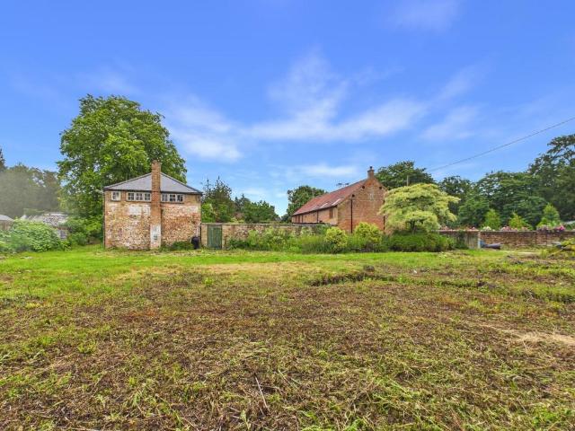 3 bedroom property for sale