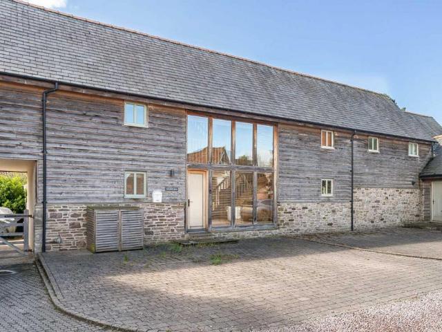 3 bedroom property for sale