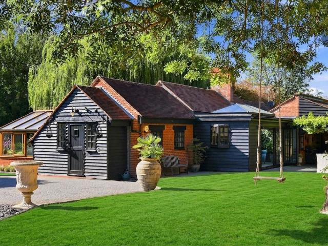 3 bedroom property for sale