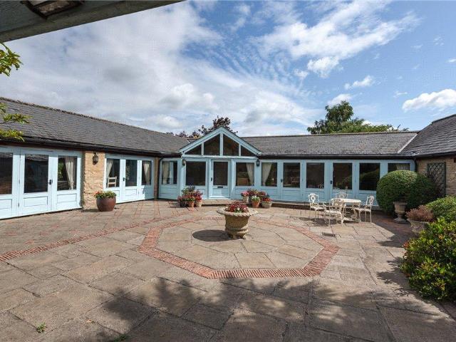 3 bedroom property for sale