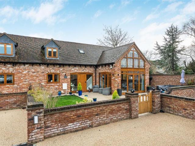 3 bedroom property for sale