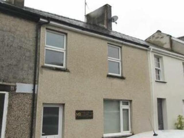 3 Bedroom Property For Sale In 9 High Street