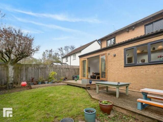 3 bedroom detached house for sale in Grantham Close, Cardiff, CF5