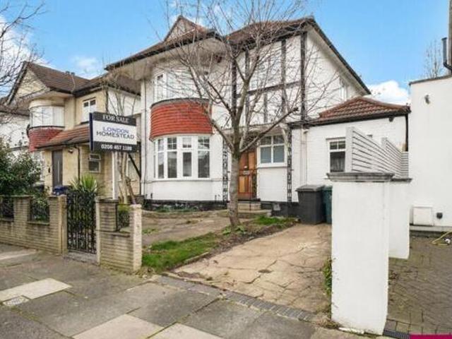 3 Bedroom Property For Sale In London