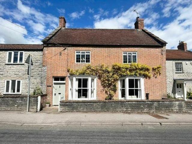 3 Bedroom Property For Sale In Langport, Somerset