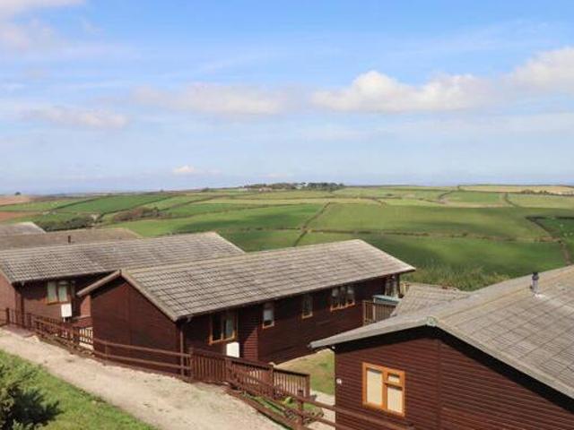 3 Bedroom Property For Sale In Whitsand Bay, Millbrook