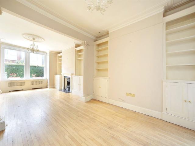 3 bedroom property in Cathles Road, Clapham South, London, SW12 £4,000 pcm | Chestertons