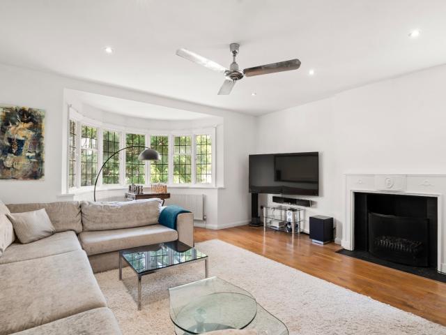 3 bedroom property in Aylestone Avenue, London, NW6 £4,200 pcm | Chestertons