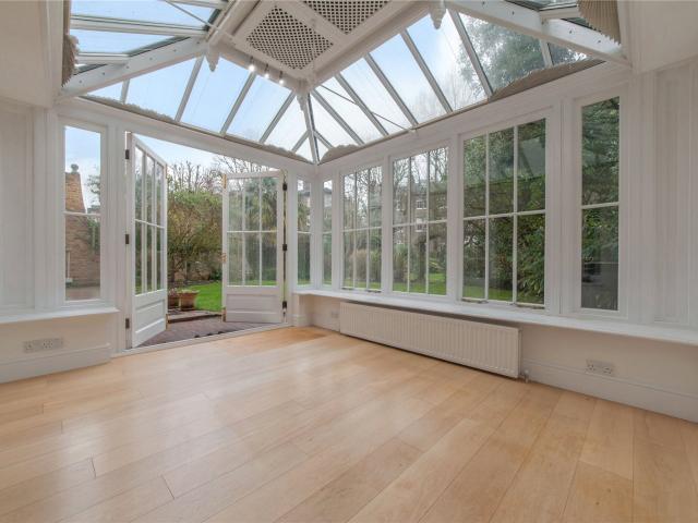 3 bedroom property in Buckland Crescent, Belsize Park, London, NW3 £7,000 pcm | Chestertons