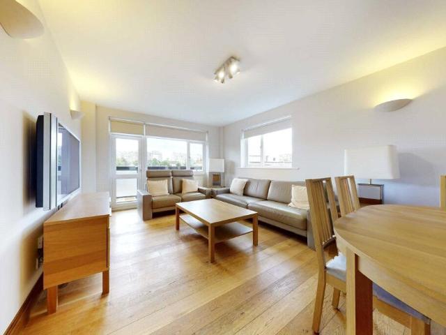 3 bedroom property in Byron Court, Fairfax Road, London, NW6 £4,250 pcm | Chestertons