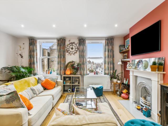 3 bedroom property in Disraeli Road, London, SW15 £3,750 pcm | Chestertons