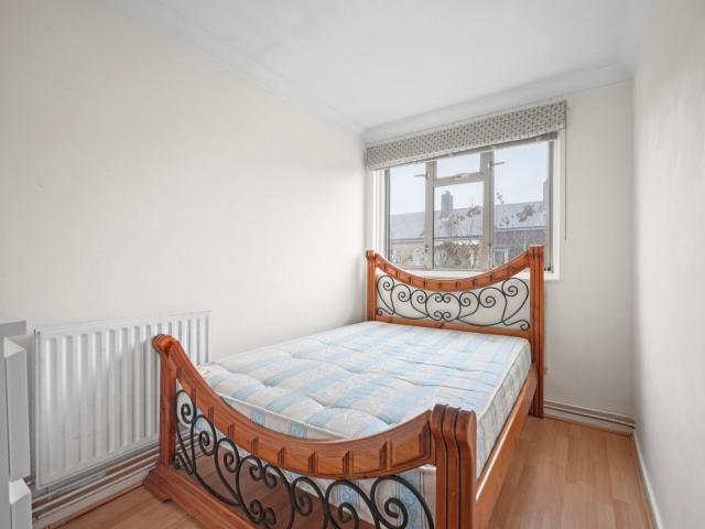 3 bedroom property in Hillingdon Street, London, SE17 £2,700 pcm | Chestertons