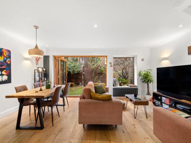 3 bedroom property in Langley Lane, London, SW8 £4,000 pcm | Chestertons