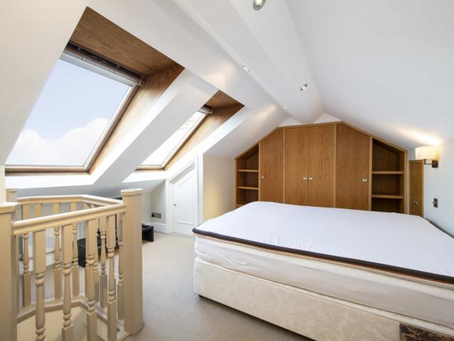 3 bedroom property in Marlborough Road, Richmond, Surrey, TW10 £3,500 pcm | Chestertons