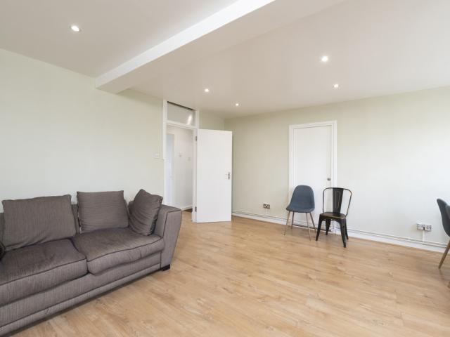3 bedroom property in Patterdale, Osnaburgh Street, Camden, London, NW1 £3,650 pcm | Chestertons