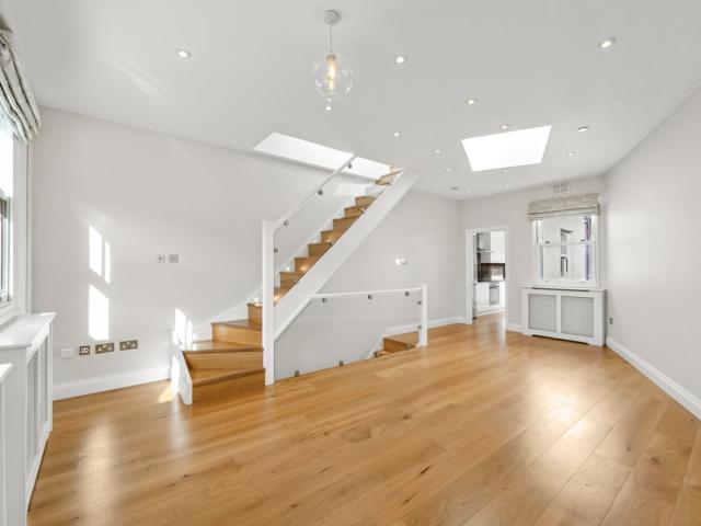 3 bedroom property in Quill Lane, London, SW15 £4,000 pcm | Chestertons