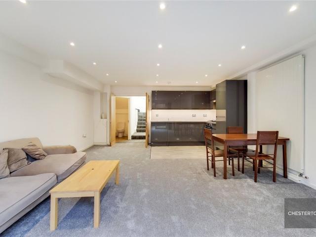 3 bedroom property in Royal College Street, Camden, London, NW1 £4,000 pcm | Chestertons