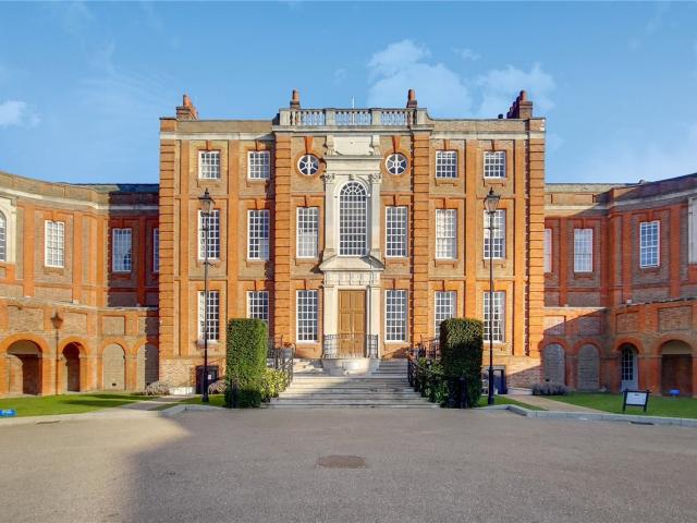 3 bedroom property in Roehampton House, Vitali Close, London, SW15 £7,500 pcm | Chestertons